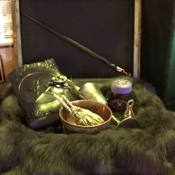 SHORT REST TAVERN - Updated July 2025 - 24 Photos & 15 Reviews - 4500 N ...