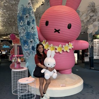 KIRA X MIFFY - Updated June 2025 - 178 Photos & 35 Reviews - 2233 Kalakaua Ave, Honolulu, Hawaii ...