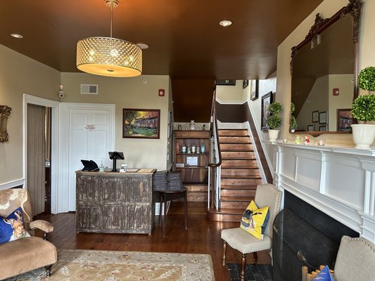 BRICK FARM TAVERN - Updated September 2024 - 616 Photos & 353 Reviews ...