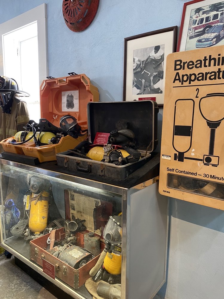 KEY WEST FIREHOUSE MUSEUM - Updated December 2024 - 10 Photos - 1024 ...