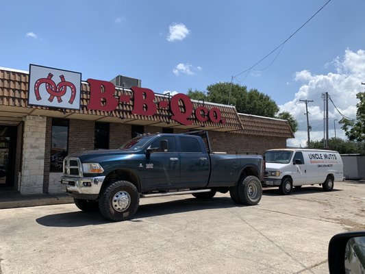 UNCLE MUTT’S BAR-B-Q - Updated August 2024 - 53 Photos & 66 Reviews ...