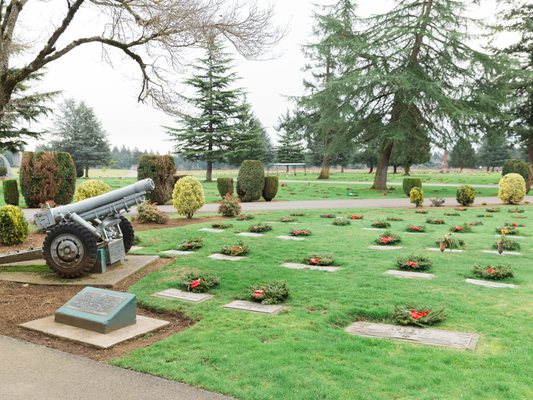 EVERGREEN MEMORIAL GARDENS - Updated January 2026 - 36 Photos & 16 ...
