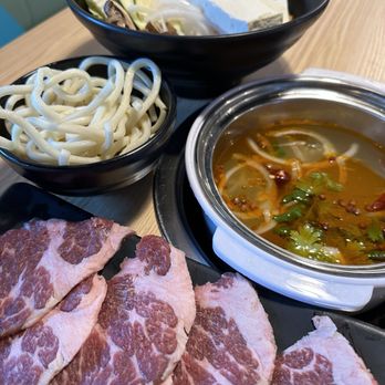 HULA POT - Updated November 2024 - 66 Photos & 67 Reviews - 113 N 4th ...