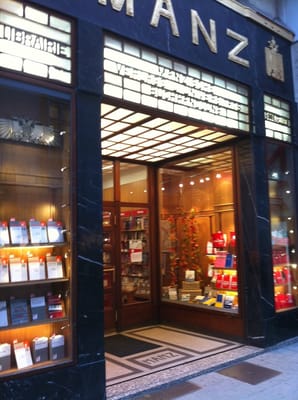 MANZ’SCHE FACHBUCHHANDLUNG - Updated December 2025 - Kohlmarkt 16, Wien ...