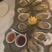 TWEEDS RESTAURANT & BUFFALO BAR - 305 Photos & 267 Reviews - 17 E Main ...