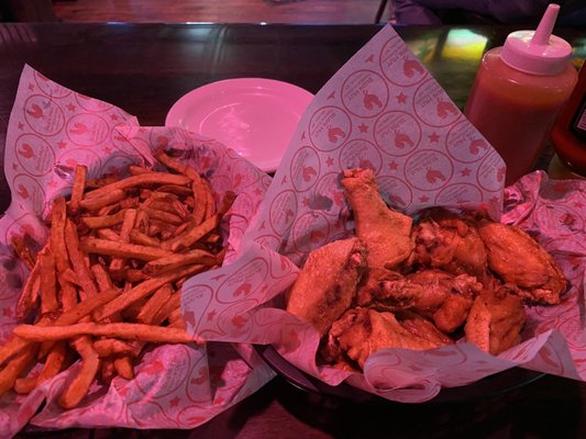 SUDS HUT FAMOUS CHICKEN - 112 Photos & 166 Reviews - 2701 N Montana Ave ...