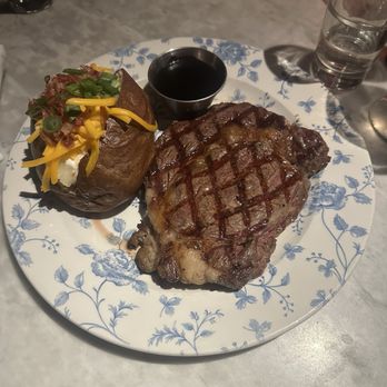 THE COLLINS SMALL BATCH KITCHEN - Updated June 2025 - 755 Photos & 592 ...