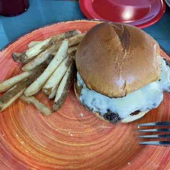 ISLAND PIG AND FISH - BBQ AND FRESH SEAFOOD - Updated December 2025 ...