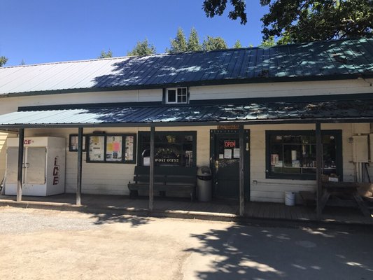 HONEYDEW COUNTRY STORE - Updated October 2025 - 13 Photos - 44670 ...