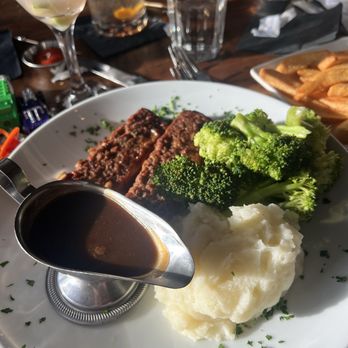 BLACK ANGUS RESTAURANT - Updated December 2025 - 20 Photos & 31 Reviews ...