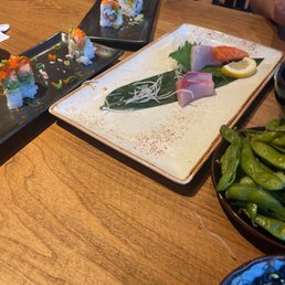 MIKUNI JAPANESE RESTAURANT & SUSHI BAR - Updated July 2025 - 1062 ...