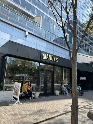 MANDY’S YORKVILLE - Updated December 2025 - 41 Photos & 14 Reviews ...