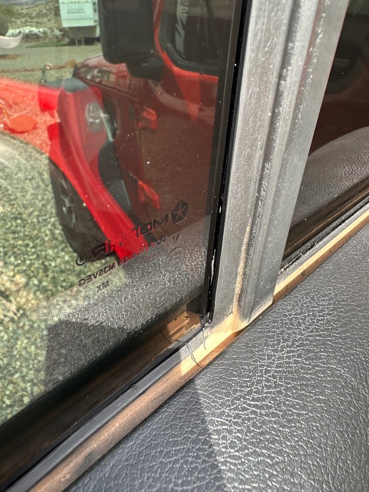 RC AUTOGLASS - Updated December 2025 - 14 Photos & 12 Reviews - 310 S ...