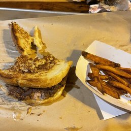 THE MELT - Updated August 2025 - 829 Photos & 977 Reviews - 925 Market ...