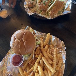 HOOKED ON STATE STREET - Updated July 2025 - 27 Photos & 33 Reviews ...