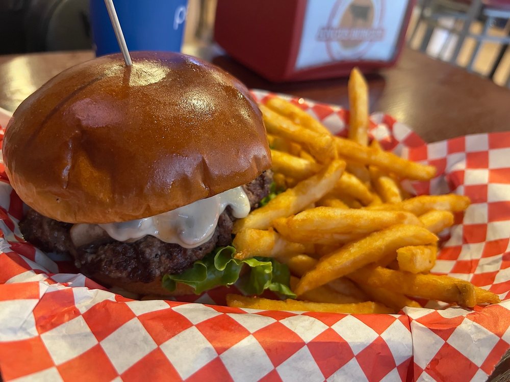 ANGUS BURGER - Updated October 2025 - 62 Photos & 129 Reviews - 2801 ...