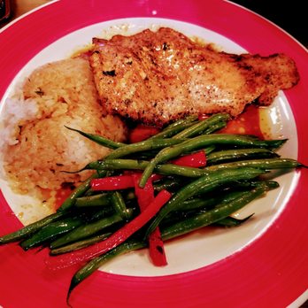 RUSTY BUCKET RESTAURANT & TAVERN - Updated June 2024 - 205 Photos & 211 ...