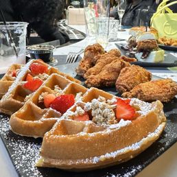 THE MIX - Updated December 2025 - 65 Photos & 46 Reviews - 555 Talbot ...