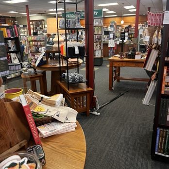 VROMAN’S BOOKSTORE - Updated September 2025 - 1428 Photos & 935 Reviews ...