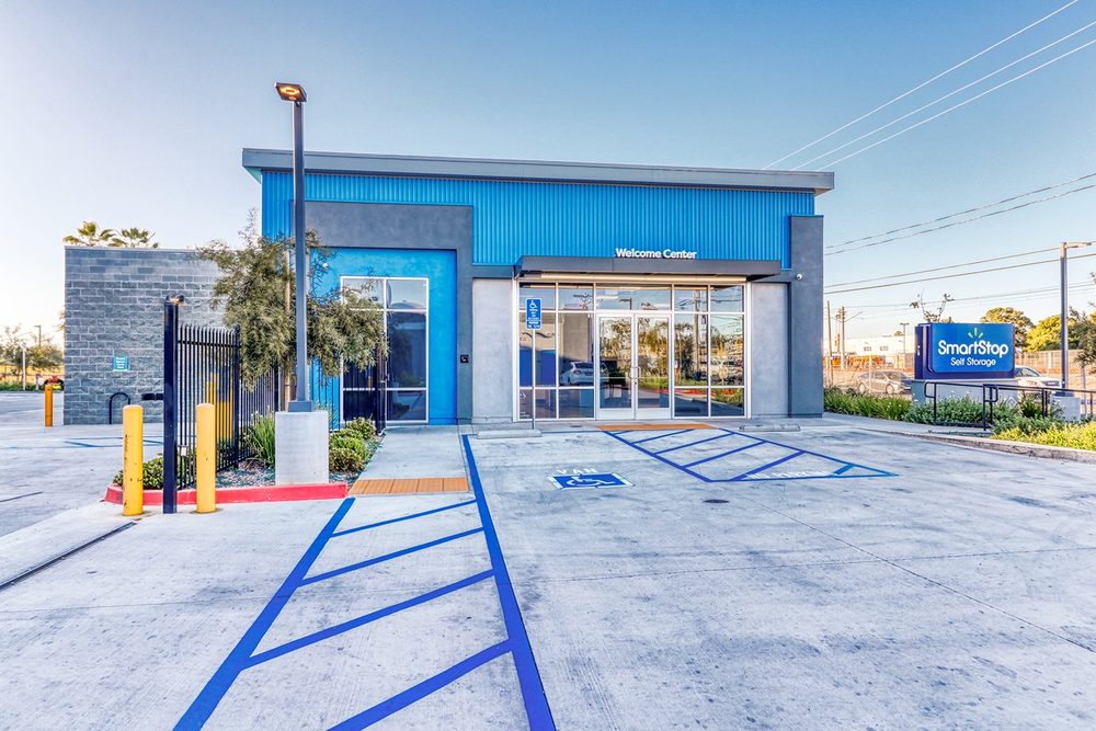 SMARTSTOP SELF STORAGE - Updated October 2025 - 16 Photos - 970 ...