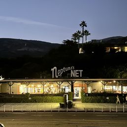 NEPTUNE’S NET - Updated July 2025 - 2081 Photos & 2215 Reviews - 42505 ...
