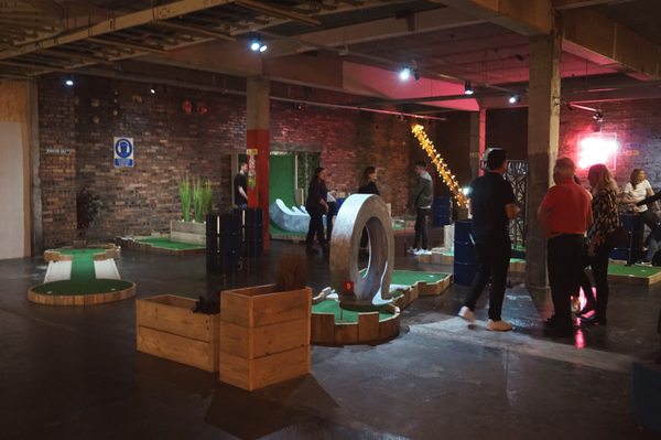 FORE PLAY CRAZY GOLF - Mini Golf - 124 Portman Street, Glasgow, United ...