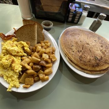 WHATELY DINER - Updated December 2025 - 118 Photos & 183 Reviews - 372 ...