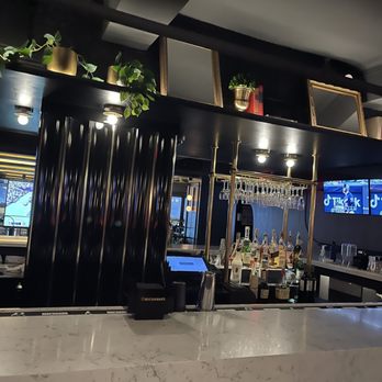 5TH & MAD - Updated August 2024 - 315 Photos & 262 Reviews - 7 E 36th ...