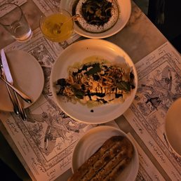 EYVAL - Updated January 2026 - 950 Photos & 241 Reviews - 25 Bogart St ...