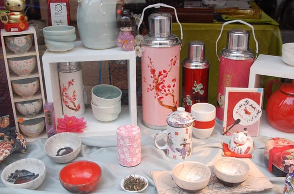 NEO.T. - Updated December 2024 - 10 Photos - 89 rue Martyrs, Paris ...