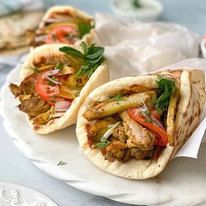 MOMOS GYROS CURRIES - Updated August 2025 - 21 Photos - 401 Farm To ...