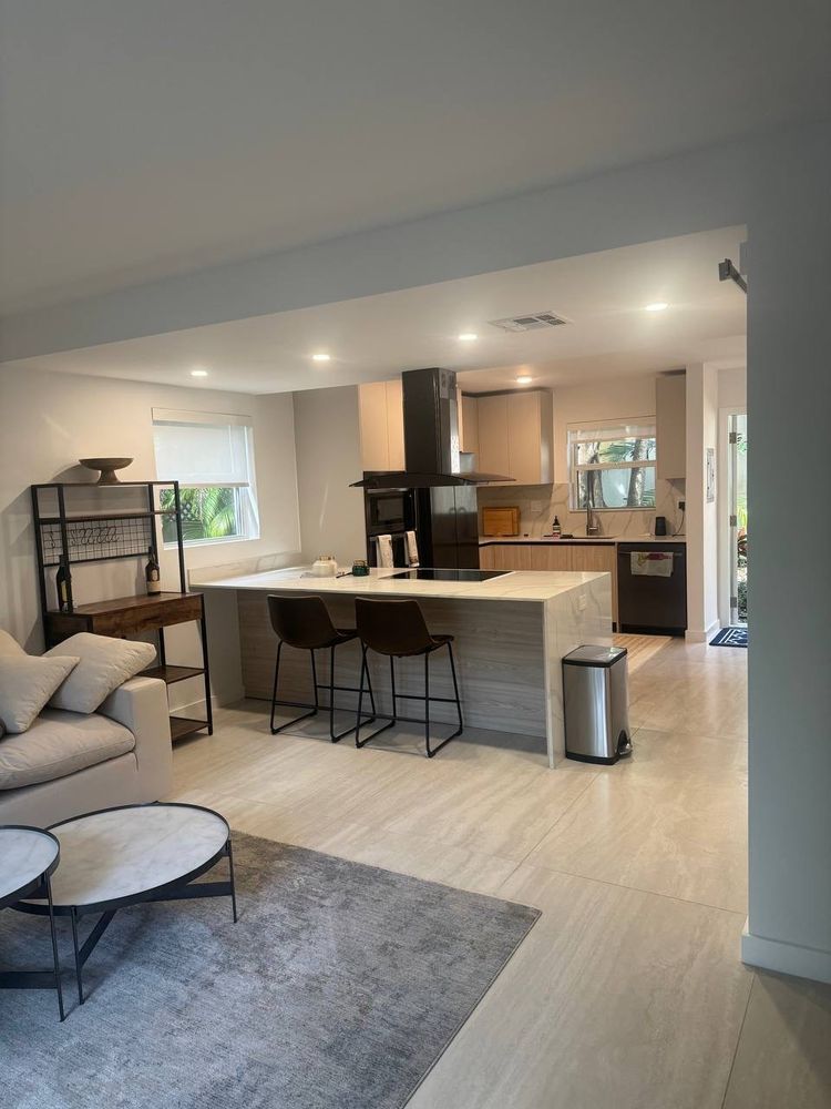 PANI V MIAMI CLEANING SERVICE - Updated April 2024 - 42 Photos - 1054 ...