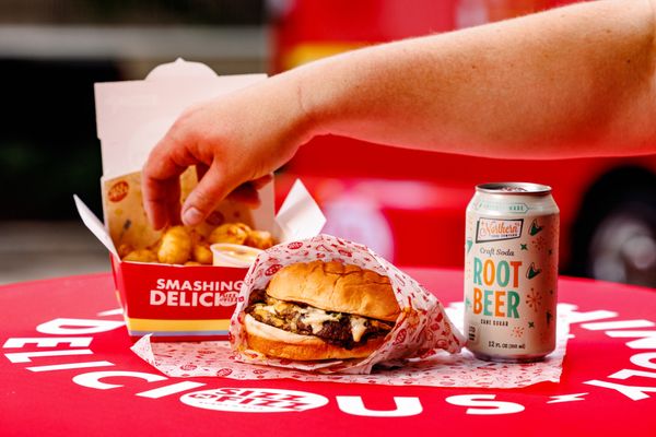 SIZZ N FIZZ - Updated January 2026 - 21 Photos - 200 Prairie St ...