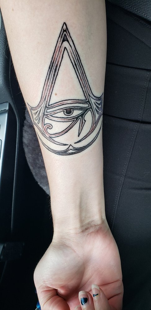 TOP ROCKER TATTOO - Updated August 2024 - 77 Photos & 52 Reviews ...