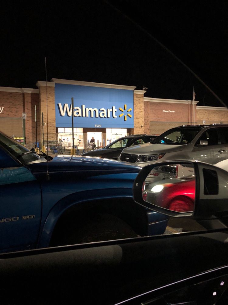 WALMART SUPERCENTER - 54 Photos & 133 Reviews - 8500 W Golf Rd, Niles ...
