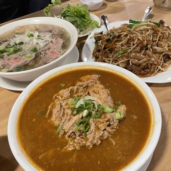 PAGOLAC - Updated December 2025 - 95 Photos & 71 Reviews - 7137 Argyll ...