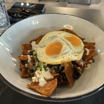 BIRDEEZ - Updated July 2025 - 238 Photos & 76 Reviews - 151 N Sierra St ...