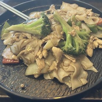 KINDEE THAI - Updated June 2025 - 181 Photos & 323 Reviews - 6700 NE ...