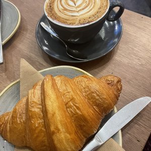 THE MILKMAN - 83 Photos & 82 Reviews - 7 Cockburn Street, Edinburgh ...