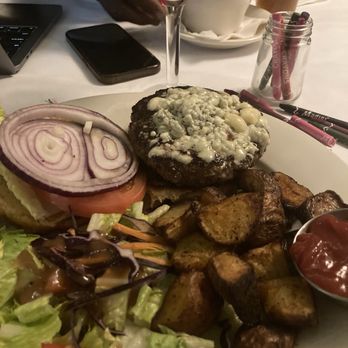 THE EAR INN - Updated December 2025 - 269 Photos & 471 Reviews - 326 ...