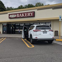 LARSON’S BAKERY DELI AND COFFEE BAR - Updated January 2025 - 89 Photos ...