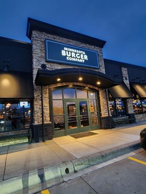 MINNESOTA BURGER COMPANY - Updated May 2025 - 87 Photos & 49 Reviews ...