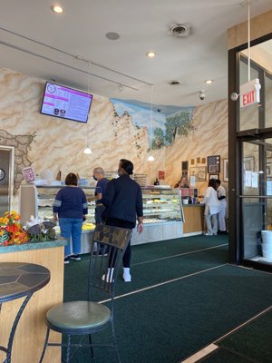 CALUMET BAKERY - Updated July 2024 - 226 Photos & 234 Reviews - 18349 ...