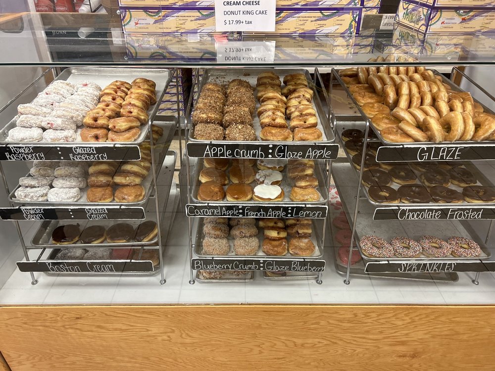 DOUGHLICIOUS DONUTS - 22 Photos & 29 Reviews - 42342 S Morrison Blvd ...