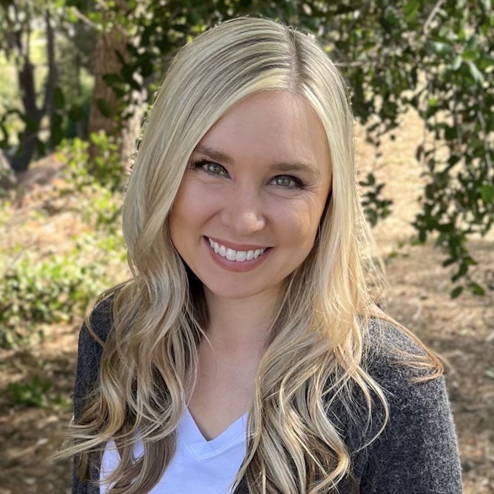 Julie Kahn's Instagram, Twitter & Facebook on IDCrawl