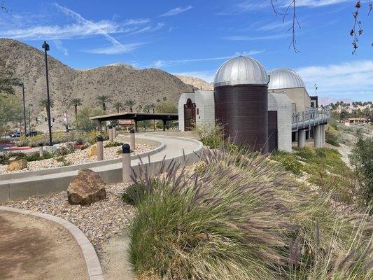 RANCHO MIRAGE LIBRARY & OBSERVATORY - Updated May 2025 - 104 Photos ...