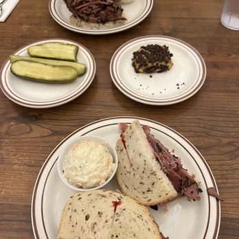 CANTER’S DELI - Updated September 2024 - 4733 Photos & 4570 Reviews ...