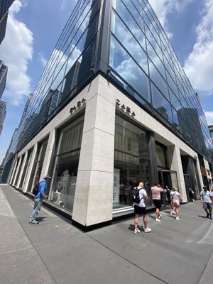 ZARA - Updated December 2025 - 59 Photos & 191 Reviews - 101 5th Ave ...