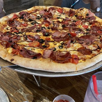 ROCK’N DOUGH PIZZA + BREW - Updated October 2025 - 141 Photos & 142 ...