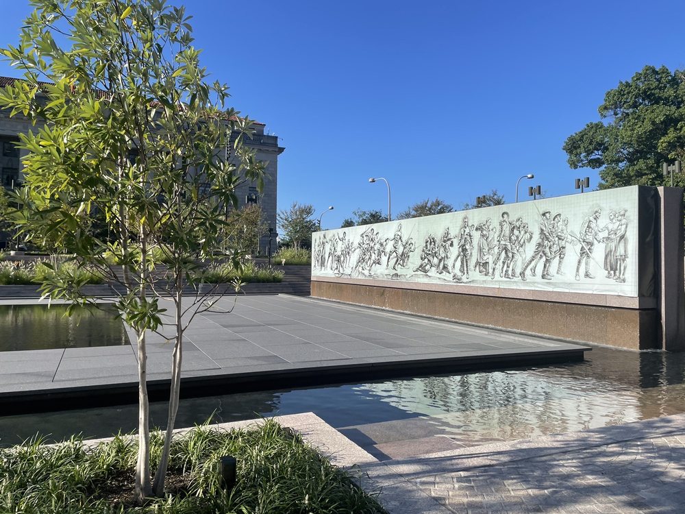 PERSHING SQUARE PARK - Updated September 2024 - 23 Photos - Penn Ave ...